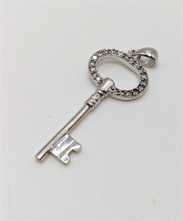 Hock Shop Marketplace | SILVER PENDANT